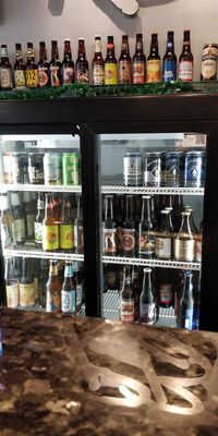 REAGLE BEAGLE - Updated October 2025 - 24 Reviews - 17617 Detroit Ave ...