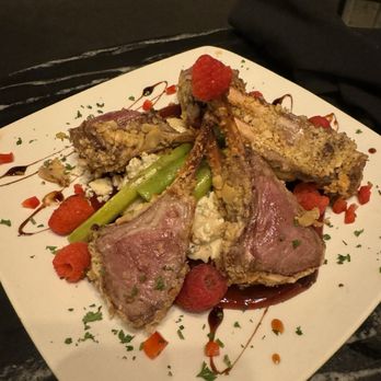 SEASONS 101 - Updated October 2025 - 266 Photos & 160 Reviews - 101 E ...