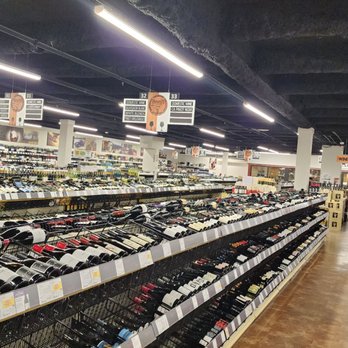 BINNY’S BEVERAGE DEPOT - Updated December 2025 - 59 Photos & 174 ...