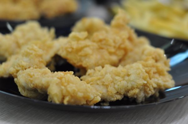 WEZA CHICKEN - Updated February 2025 - 16 Photos - Seeveplatz 1 ...