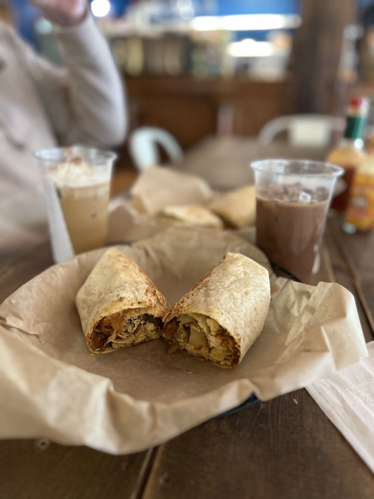 MUDDY BUCK COFFEE HOUSE - Updated December 2024 - 220 Photos & 255 ...