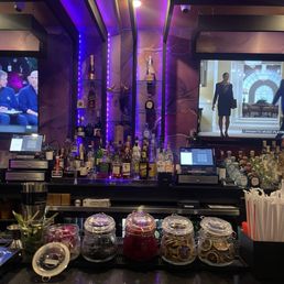 PLUM RESTAURANT AND LOUNGE - Updated August 2025 - 111 Photos & 65 ...