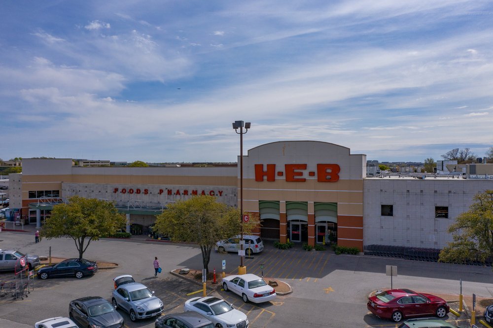 H-E-B - 124 Photos & 151 Reviews - Grocery - 7015 Village Center Dr ...