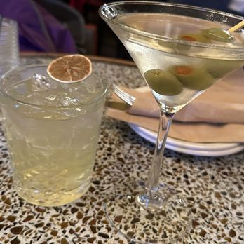 ROGUE KITCHEN & WETBAR - Updated December 2025 - 398 Photos & 412 ...