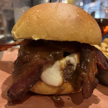 PRIME BURGER BAR - Updated January 2025 - 145 Photos & 197 Reviews ...