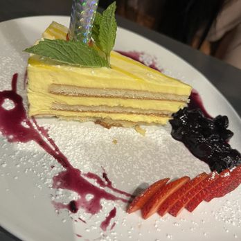 LIMONCELLO ITALIAN RESTAURANT & WINE BAR - Updated December 2024 - 1352 ...