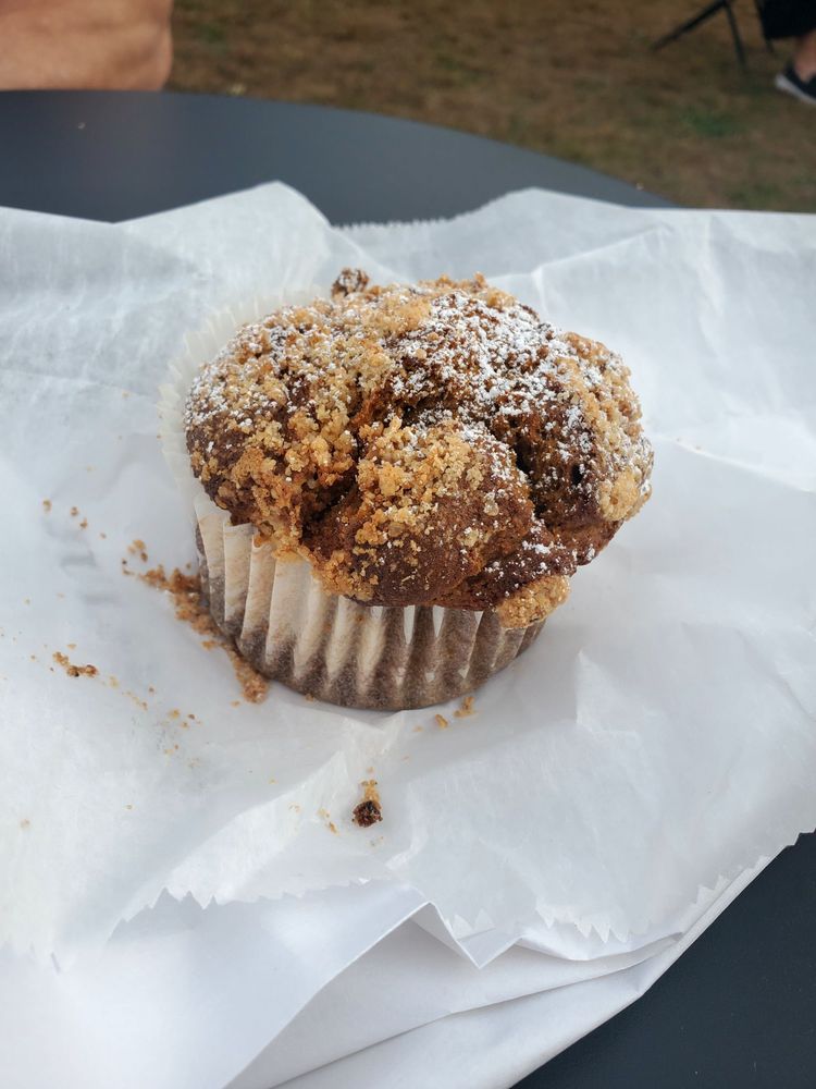 JULIEN’S FARM STORE - Updated April 2024 - 16 Photos - 175 Barn Door ...