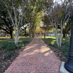 KIEST PARK - Updated May 2025 - 28 Photos & 19 Reviews - Kiest Park Cir ...