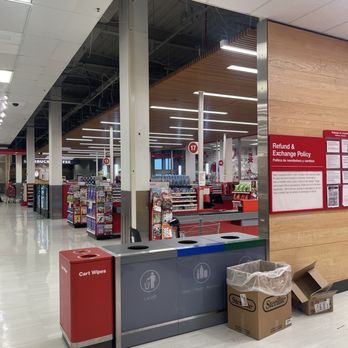 TARGET - Updated November 2025 - 489 Photos & 290 Reviews - 8801 Queens ...