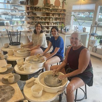 THE MUDD HOUSE CERAMICS STUDIO - Updated October 2025 - 34 Photos & 17 Reviews - 802 N Coast Hwy ...