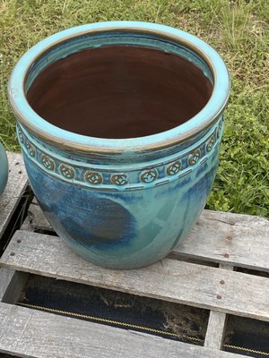JUST POTS - Updated April 2024 - 65 Photos & 23 Reviews - 17115 Redland ...