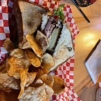 NATIVE BREWS TAP & GRILL - Updated April 2025 - 260 Photos & 319 ...