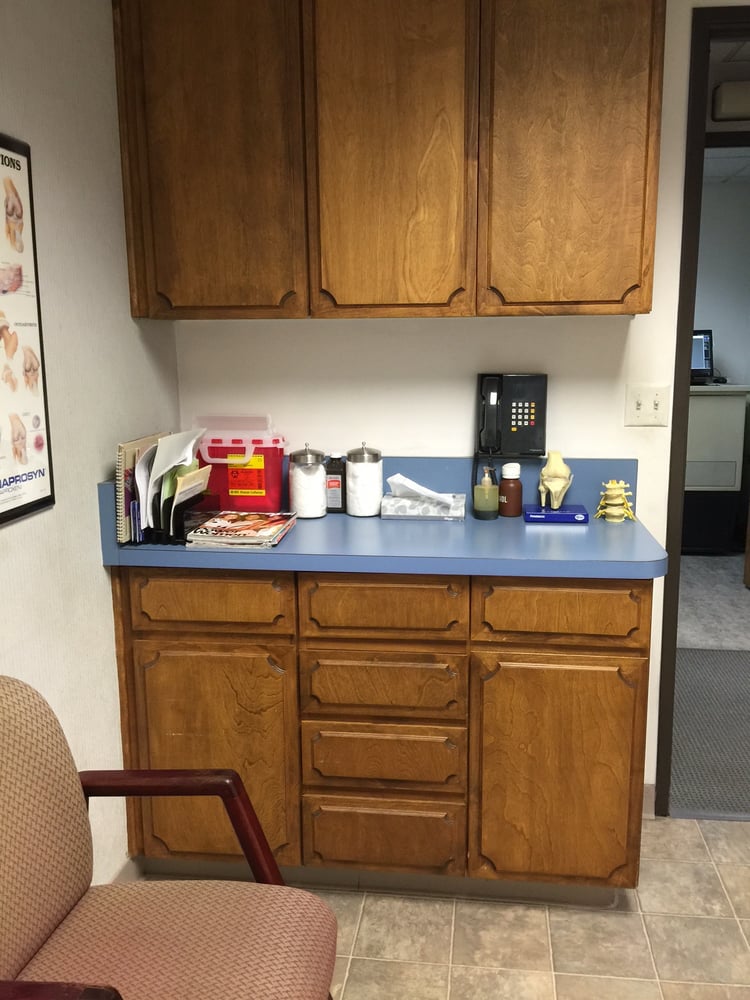 MONTELL THOMAS J MD - Updated December 2025 - 16 Photos - 3475 Torrance ...