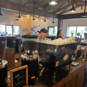 WAYFINDER COFFEE CO - Updated August 2024 - 220 Photos & 183 Reviews ...