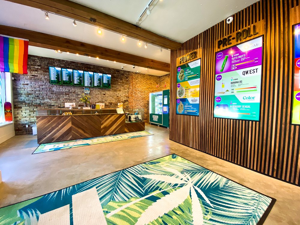 COASTAL GREEN CANNABIS DISPENSARY - Updated October 2024 - 17 Photos ...
