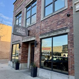 PIZZA PAYAA - Updated December 2025 - 96 Photos & 139 Reviews - 107 E ...