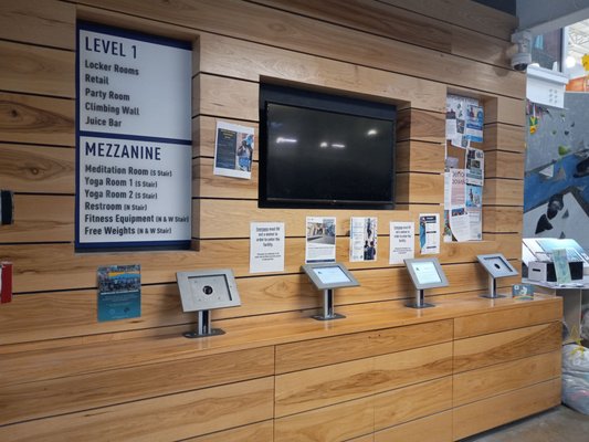 MEMPHIS ROX - Updated October 2025 - 72 Photos & 24 Reviews - 879 E ...