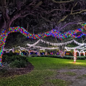 PHILIPPE PARK - Updated November 2024 - 300 Photos & 99 Reviews - 2525 ...