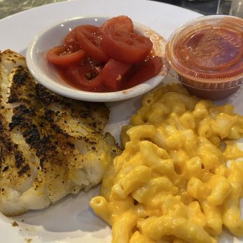 ROCHESTER INN & HARDWOOD GRILLE - Updated December 2025 - 99 Photos ...