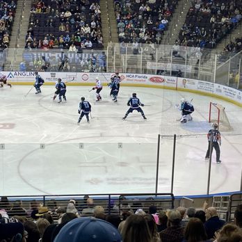 PENSACOLA BAY CENTER - Updated June 2026 - 49 Photos & 26 Reviews - 201 ...