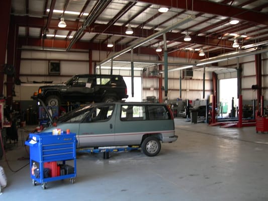 B & L AUTOMOTIVE - Updated October 2025 - 20 Photos & 68 Reviews ...