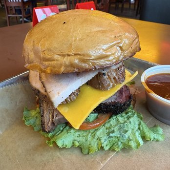 STILES SWITCH BBQ & BREW - Updated January 2025 - 503 Photos & 339 ...