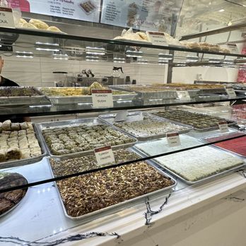 FARHAT SWEETS - Updated January 2025 - 33 Photos & 12 Reviews - 13941 ...
