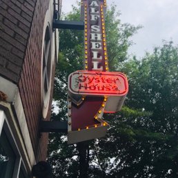 HALF SHELL OYSTER HOUSE - Updated July 2025 - 409 Photos & 327 Reviews ...