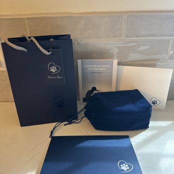 LASTING PAWS PET MEMORIAL SERVICES - Updated January 2026 - 22 Photos ...