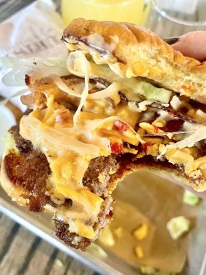 CURTSY’S CAFÉ & BURGER BAR - Updated August 2025 - 16 Photos & 10 ...