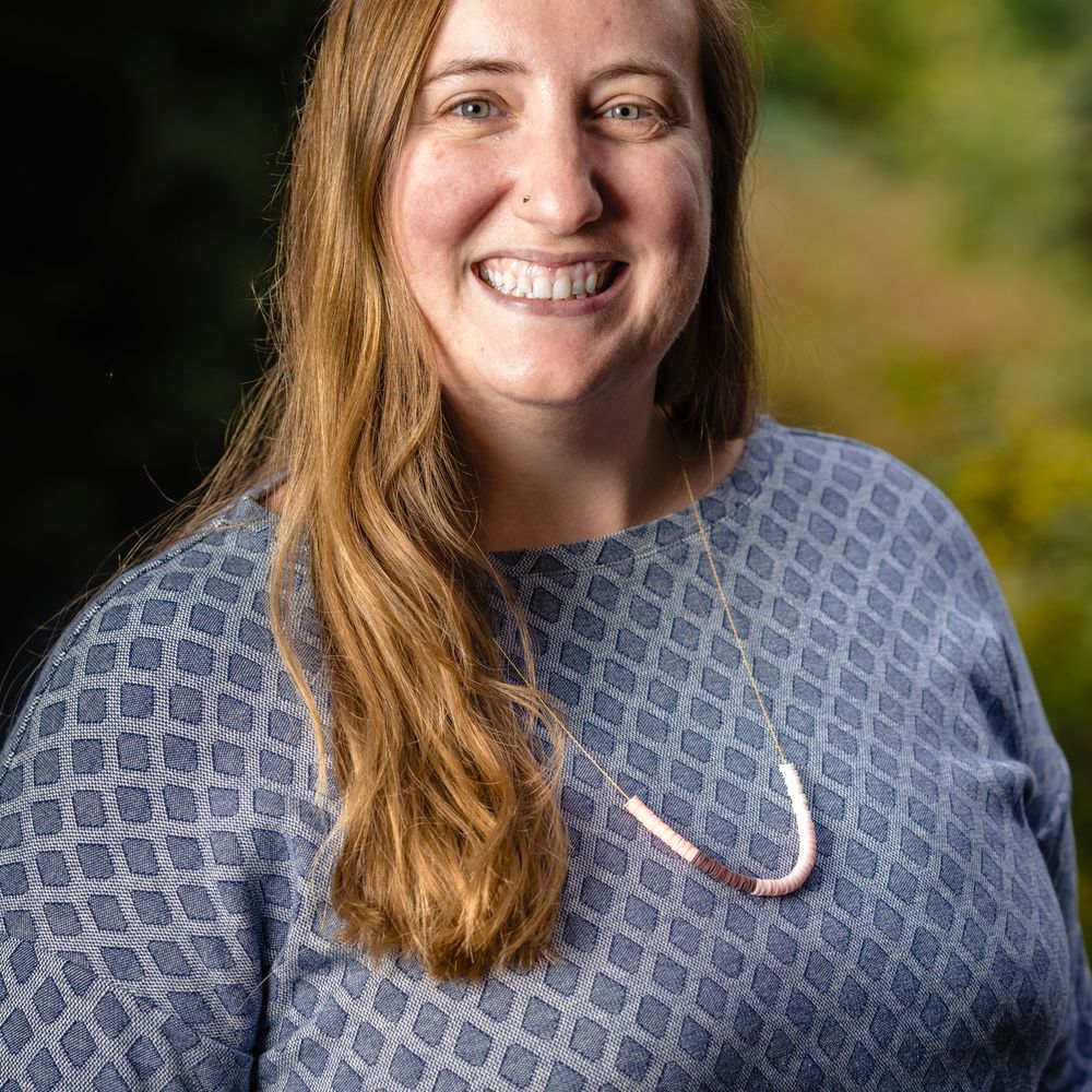 Erin Helton's Instagram, Twitter & Facebook on IDCrawl