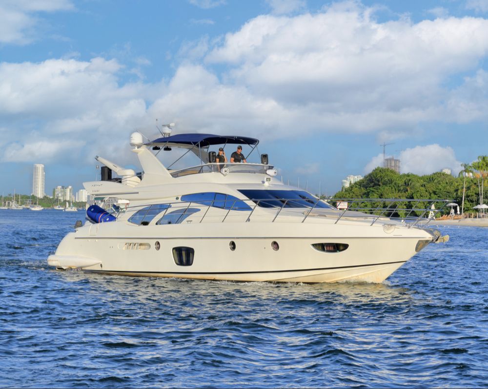 THE MIAMI YACHTS - Updated July 2025 - 3480 NW 21st St, Miami, Florida ...