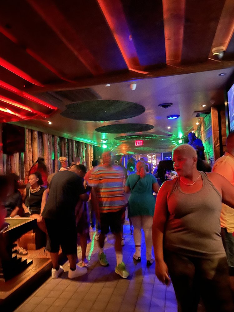 BOSCO LOUNGE - Updated July 2025 - 61 Photos & 138 Reviews - 22930 ...