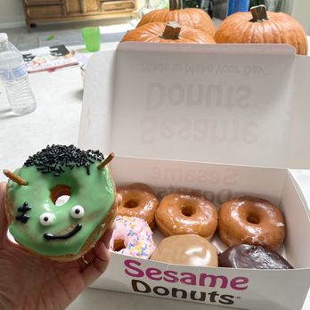 SESAME DONUTS - Updated September 2024 - 120 Photos & 95 Reviews - 3231 ...