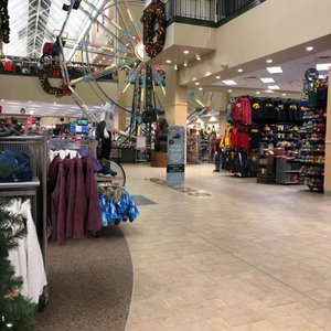 SCHEELS - 92 Photos & 37 Reviews - 2101 W 41st St, Sioux Falls, South Dakota - Sports Wear ...