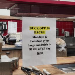 CAPRI DELI - Updated December 2025 - 951 Photos & 1153 Reviews - 713 E ...