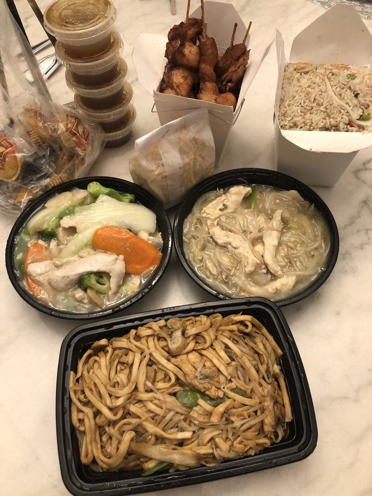 DRAGON CHEF with 74 Reviews & 76 Photos - 511 Broadway, Everett ...