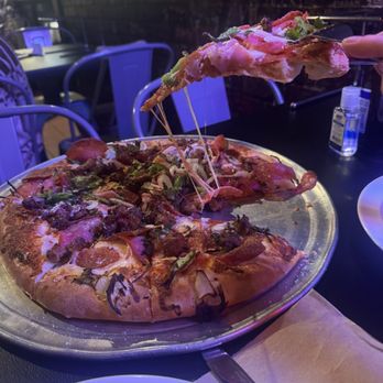 THE PIE PIZZERIA - UNDERGROUND - Updated June 2025 - 310 Photos & 642 ...