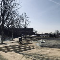 HOSPITAL FOR SPECIAL SURGERY PARAMUS OUTPATIENT CENTER - 140 East ...