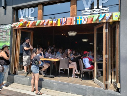 VIP BILLIARDS & KARAOKE LOUNGE - 33 Photos - 842 College St, Toronto ...