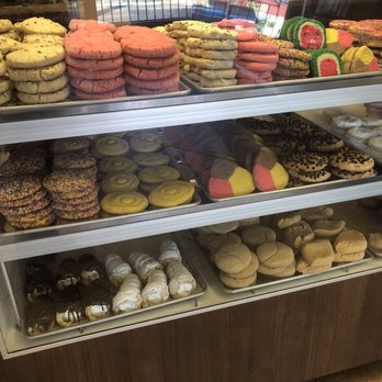 PINK ELEPHANT BAKERY - Updated November 2024 - 240 Photos & 280 Reviews ...