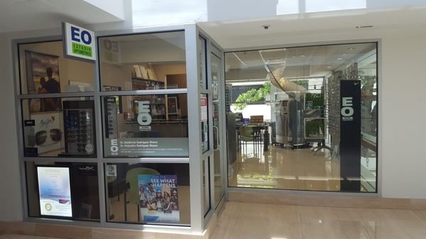 POPULAR CENTER - Updated December 2025 - 70 Photos - Av. Luis Muñoz ...