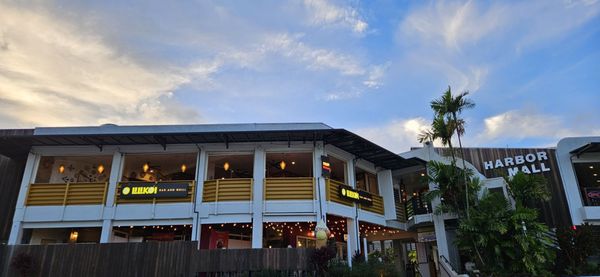 LILIKOI BAR AND GRILL - Updated December 2025 - 898 Photos & 633 ...