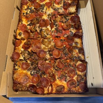 MY FRIEND DEREK’S - Updated May 2025 - 72 Photos & 50 Reviews - 2108 N ...