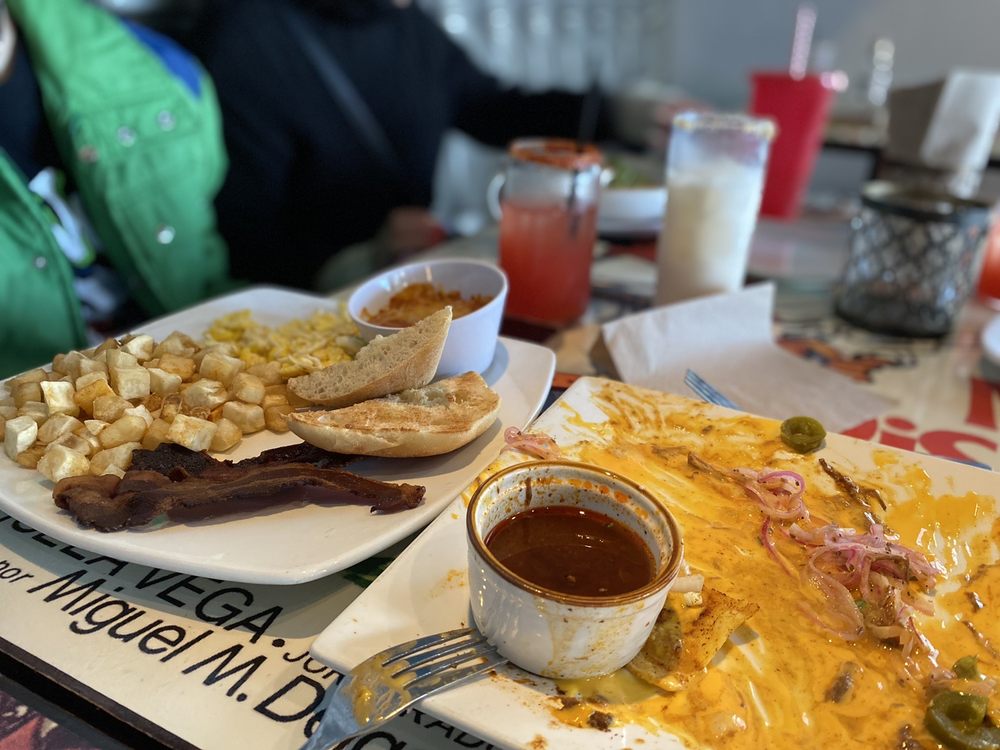 LA CHINGADA COCINA MEXICANA - 166 Photos & 128 Reviews - 110 E ...