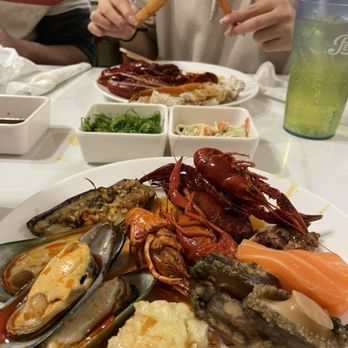 SEA & SKY FEAST BUFFET - Updated March 2025 - 483 Photos & 119 Reviews ...