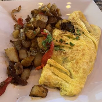 HILLTOWN TAVERN - FAIRMOUNT - Updated September 2025 - 66 Photos & 59 ...