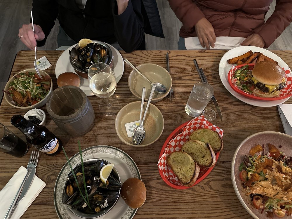 THE GEOGRAPHER - Updated December 2025 - 47 Photos & 27 Reviews - 88 ...