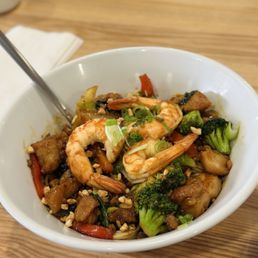 ISSEI NOODLE LANCASTER - Updated June 2025 - 334 Photos & 321 Reviews ...