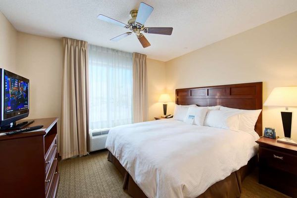HOMEWOOD SUITES BY HILTON ORLAND PARK - 128 Photos & 41 Reviews - 16245 ...